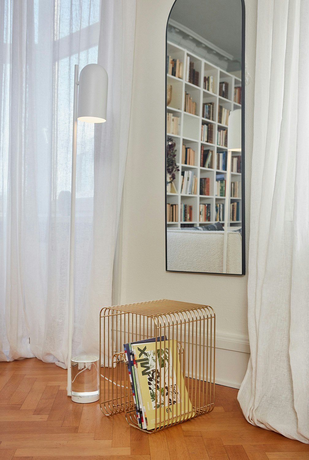 Curva Stool, Silver from AYTM | RoyalDesign Curva Stool, Silver from AYTM | RoyalDesign